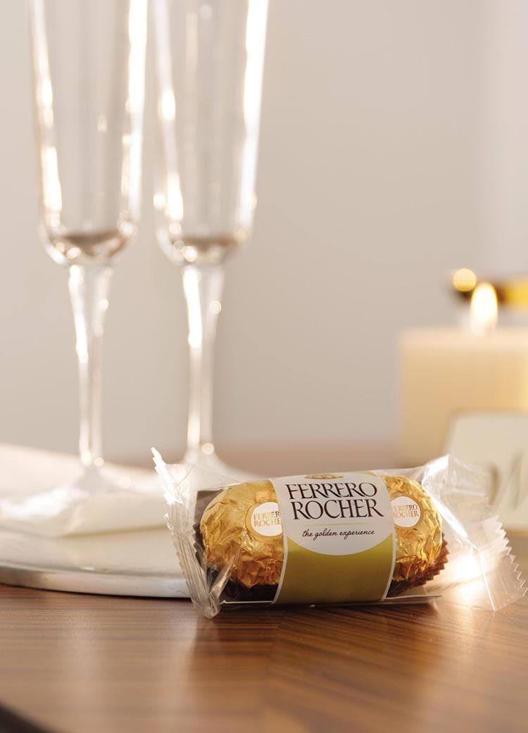 Ferrero Rocher Chocolate 3 Pack (37.5g) wholesale in Australia Ferrero ...