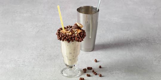Caramel Chai Milkshake made with Crunch Pieces® with Nutella recipe
